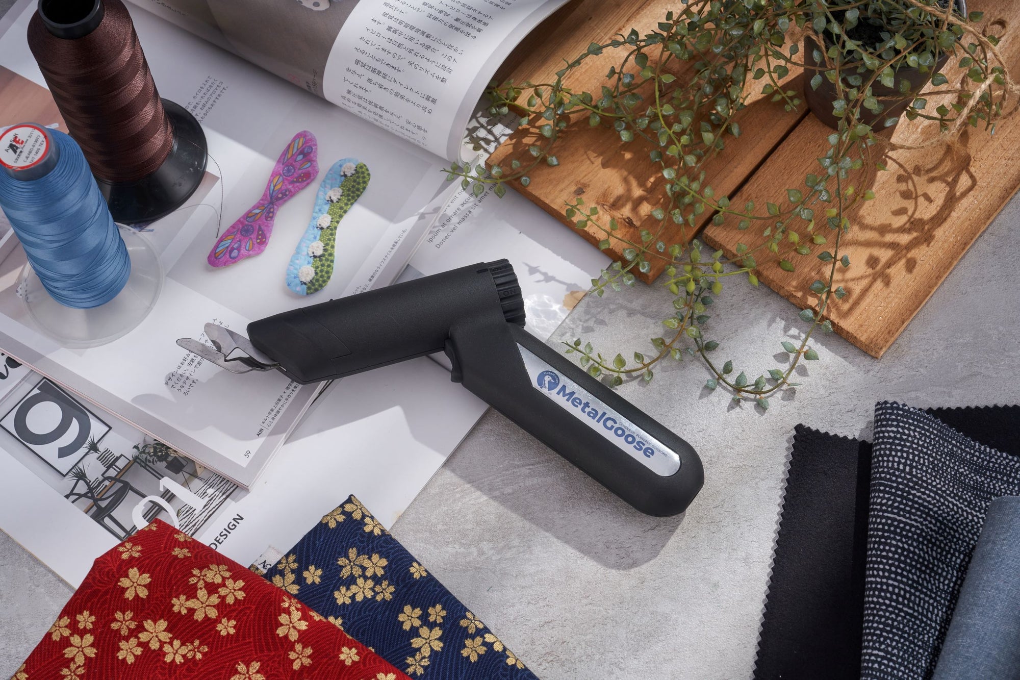 Electric Scissors – MetalGoose